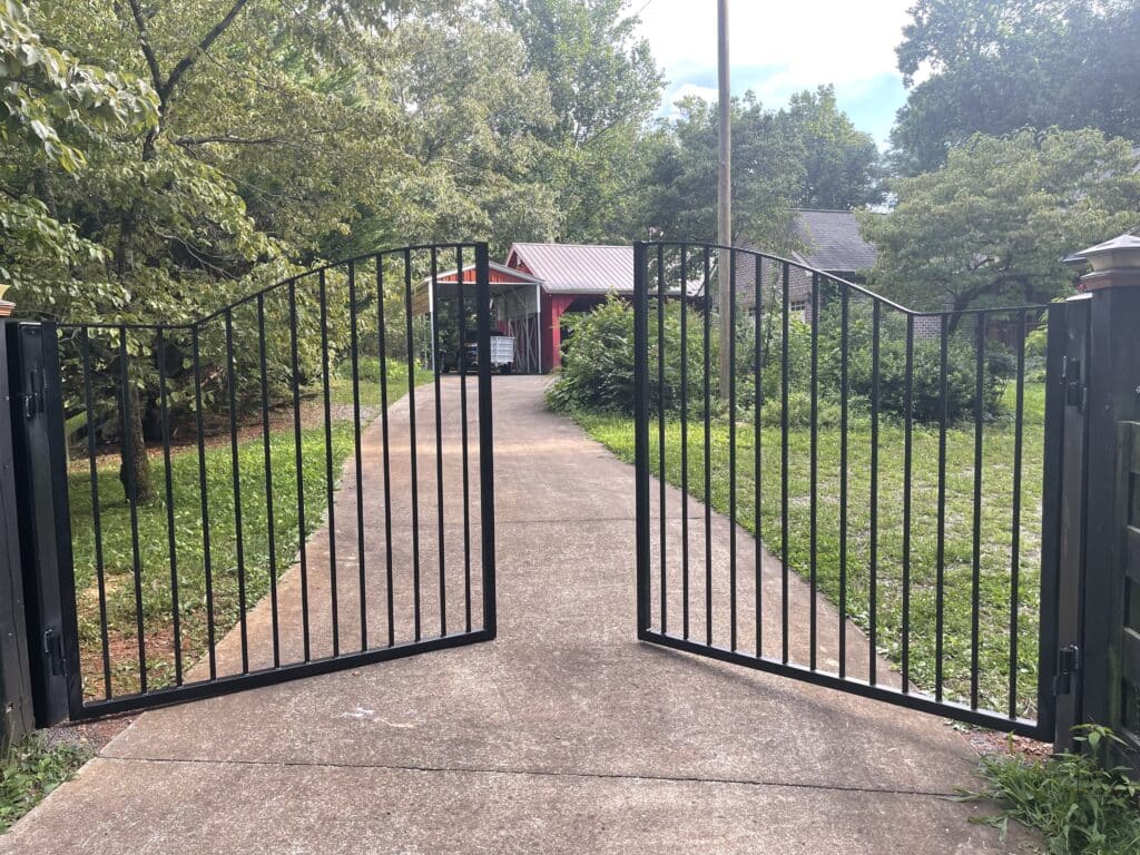 Georgia Iron Garden Gates: Exquisite Designs & Installation